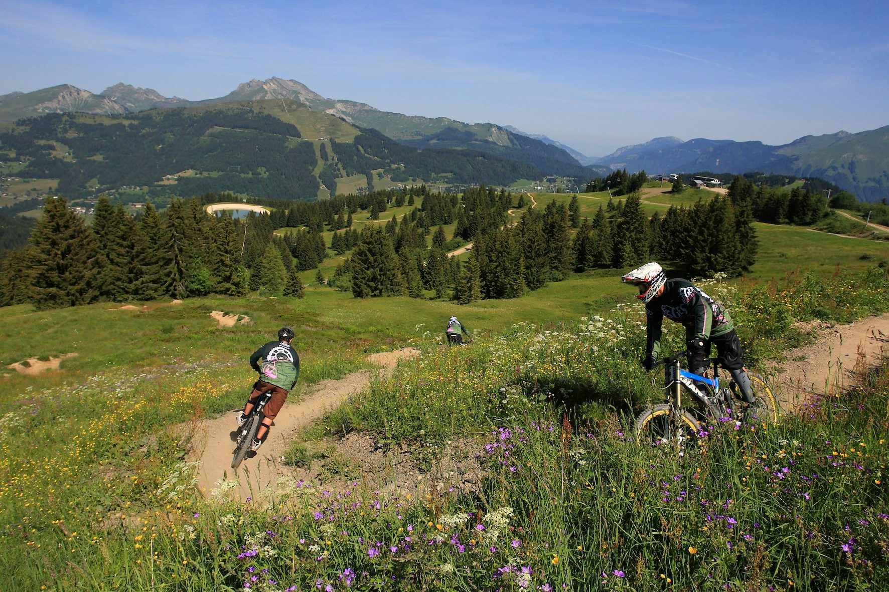 Mountain Biking in Les Gets | OVO Network